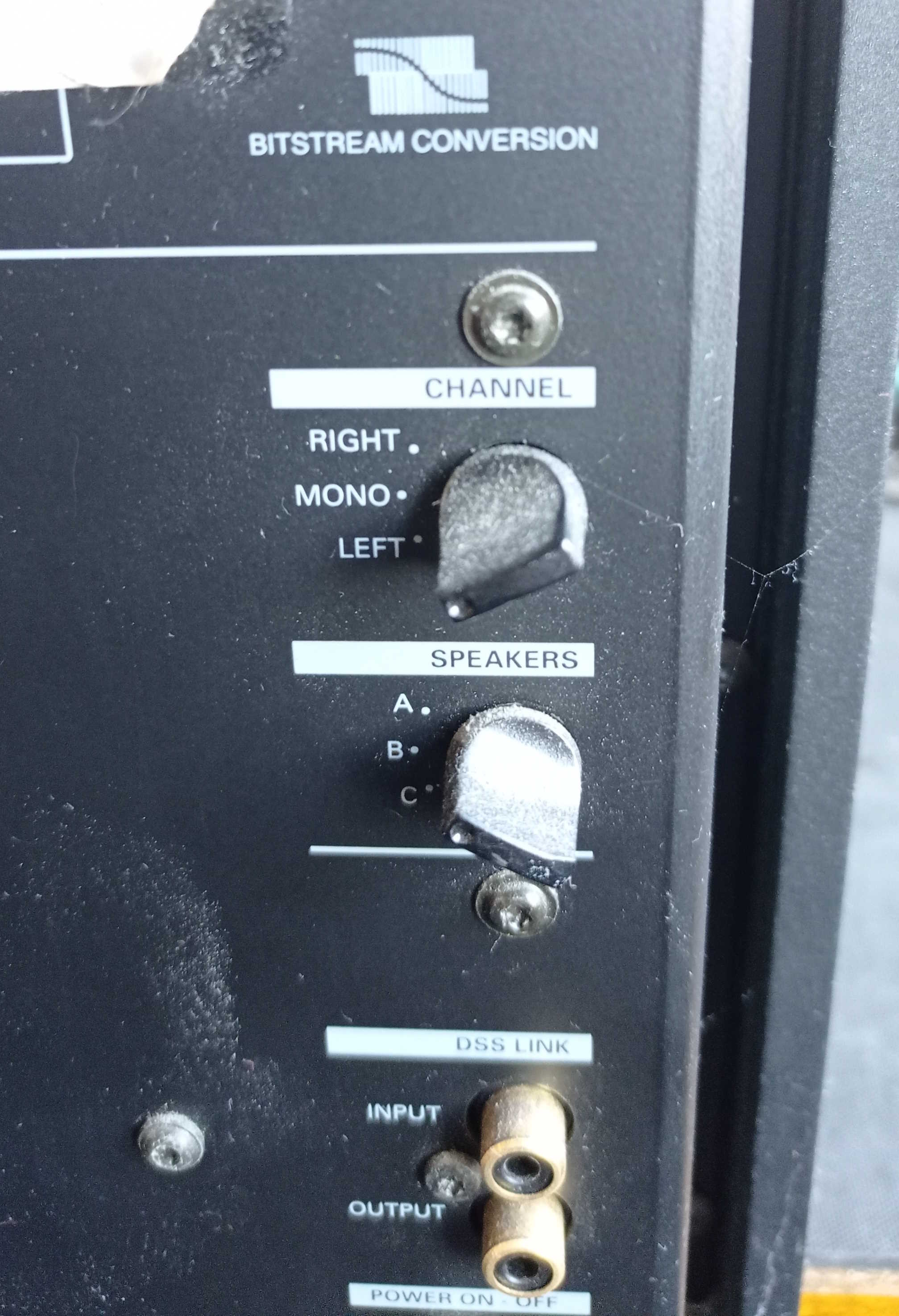 Philips DSS940 - MFBfreaks.com